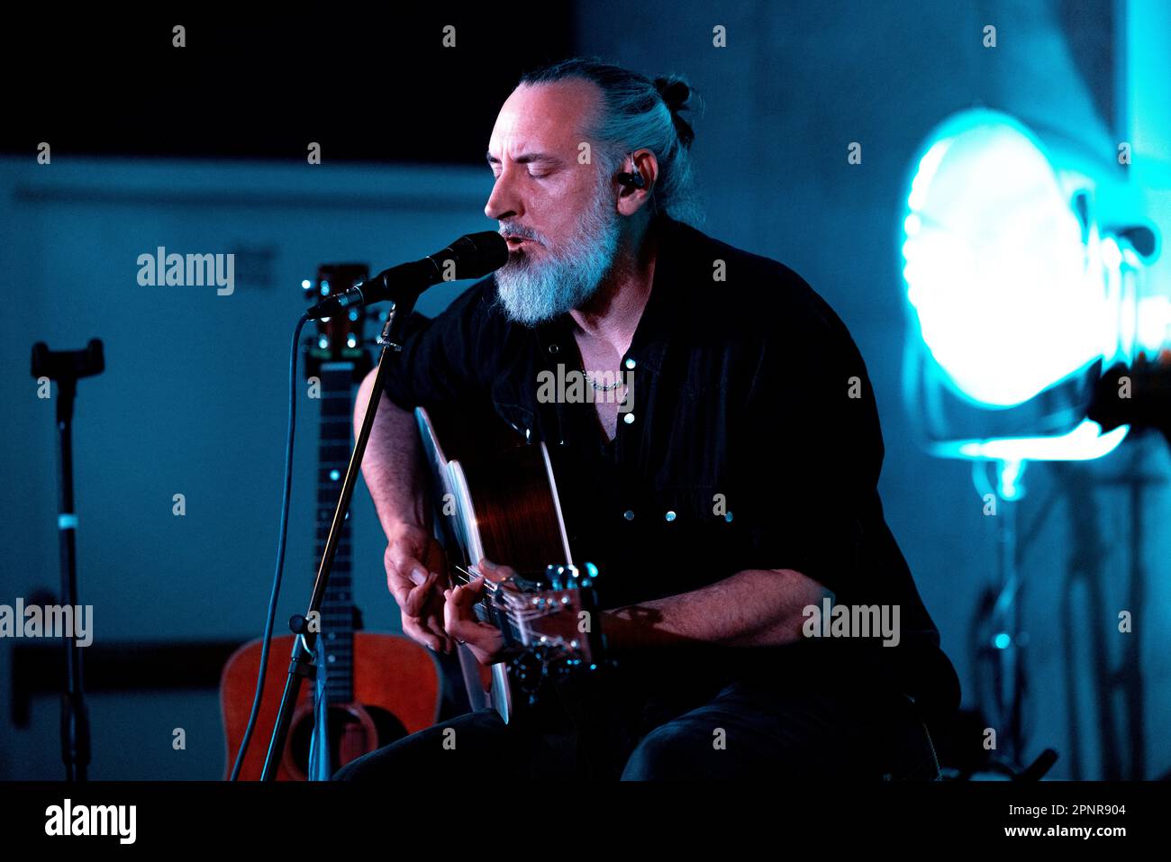 Fink band member hi-res stock photography and images - Alamy