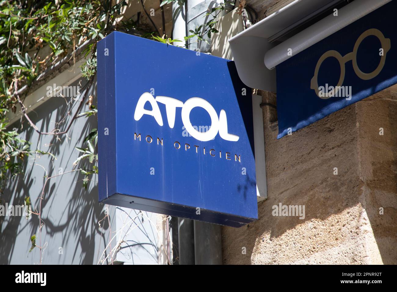 Bordeaux , Aquitaine France - 04 20 2023 : atol Optic boutique logo ...