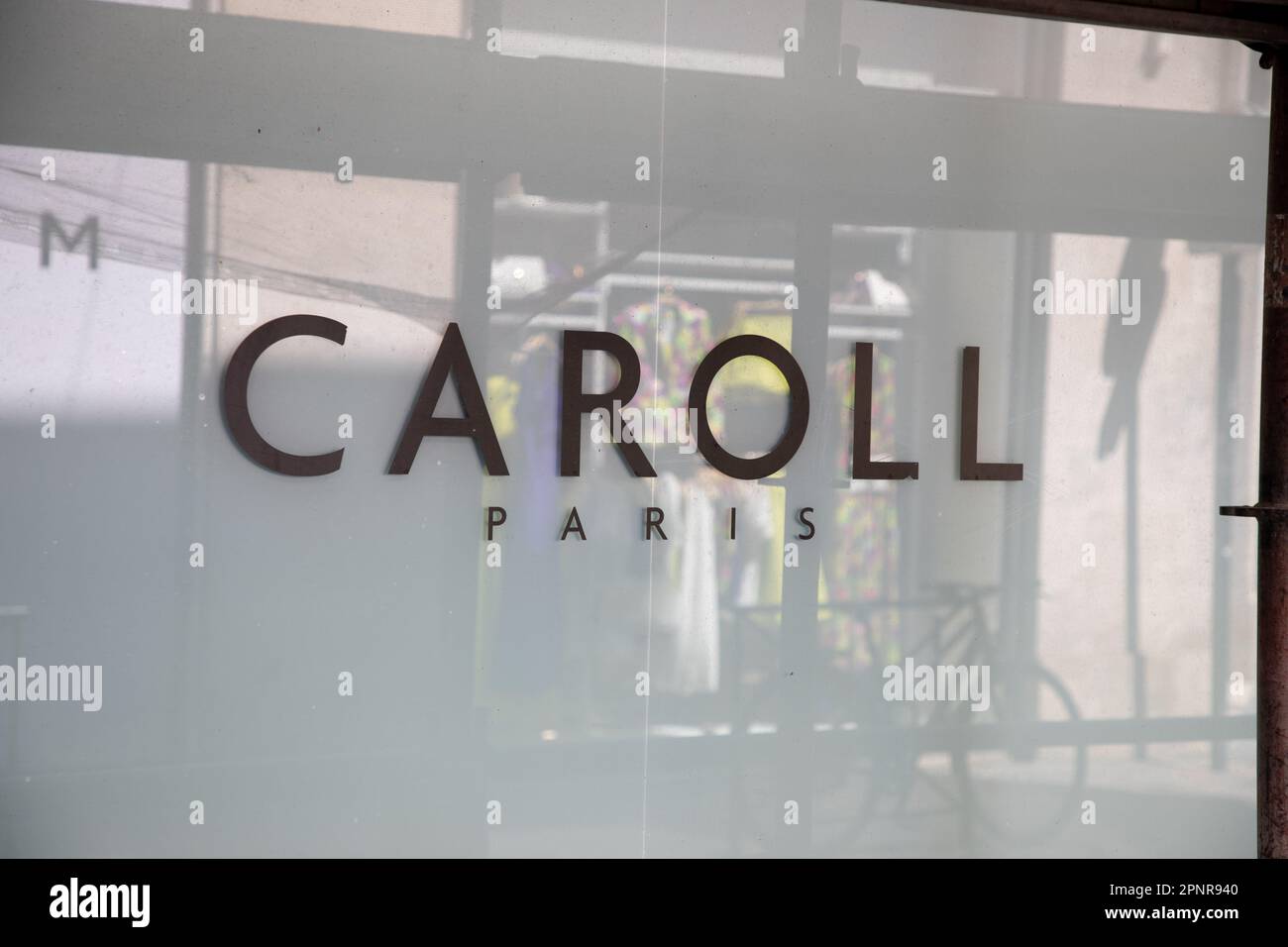 Bordeaux , Aquitaine France - 04 17 2023 : caroll paris sign brand and ...