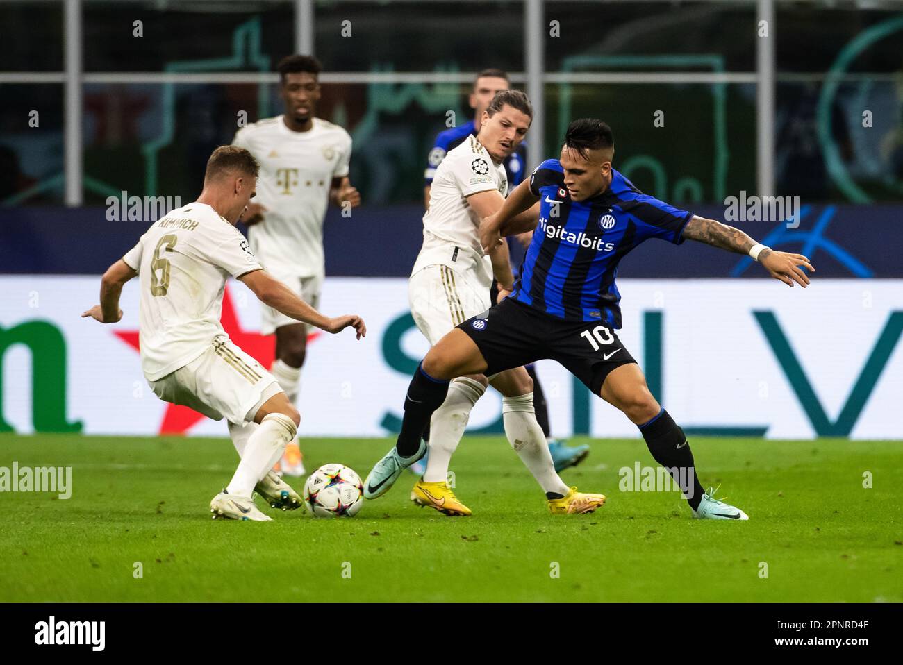 Champions league ball 2022 23 hi-res stock photography and images - Alamy