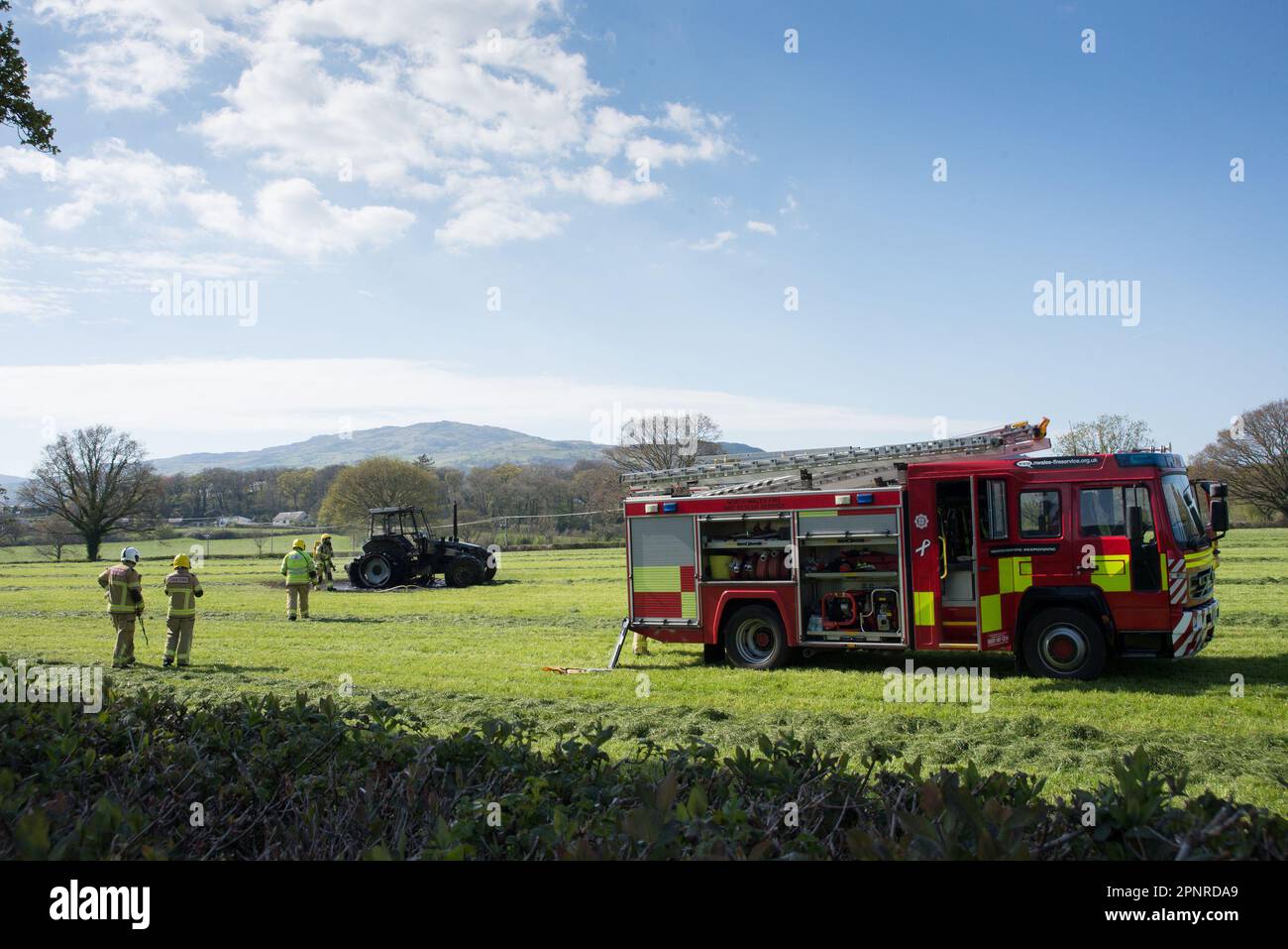 North Wales Fire and Rescue Service put out a Tractor Fire, Tal-Y-Cafn ...