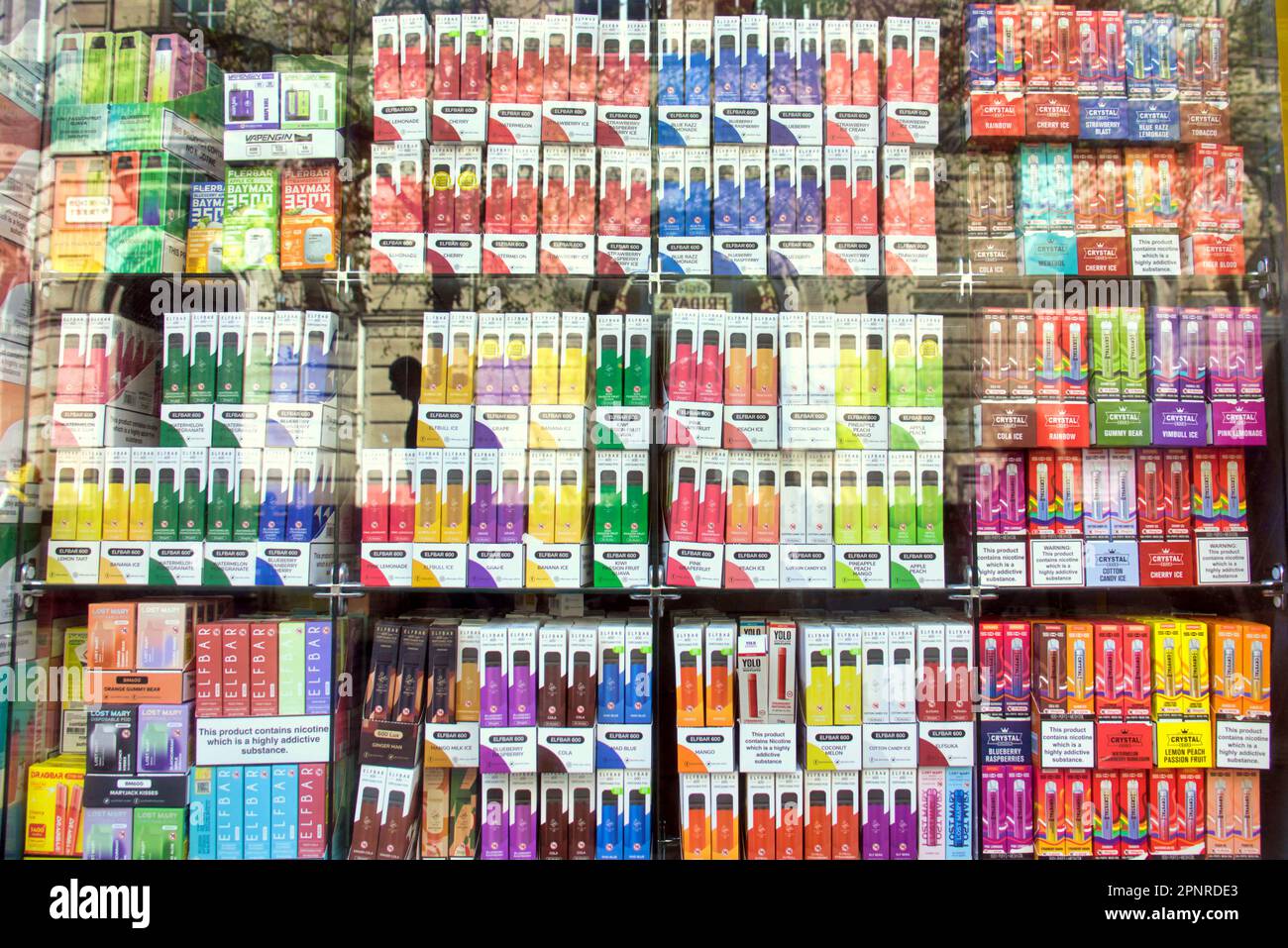 Disposable vape litter hi-res stock photography and images - Alamy