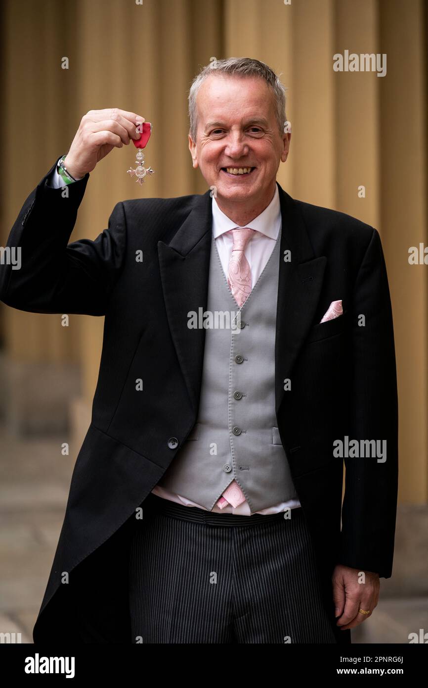 Christopher Collins professionally known as Frank Skinner after being ...