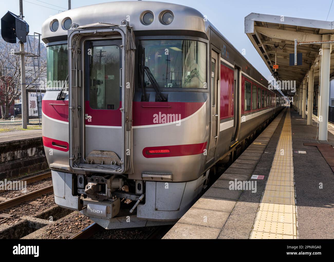 Kiha 189 series hi-res stock photography and images - Alamy