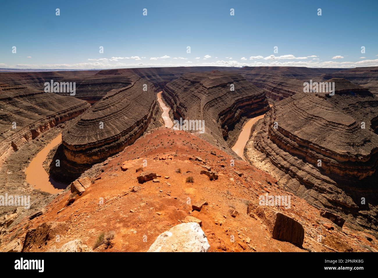 Wide-angle view of the Goosenecks of the San Juan River, Goosenecks of ...