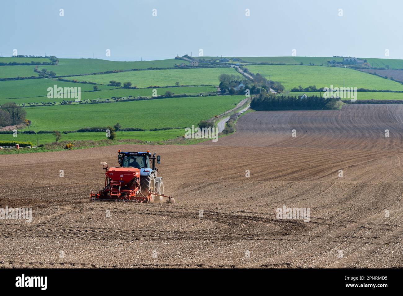 Ballycatten, West Cork, Ireland. 20th Apr, 2023. Tillage farmer Tim O ...