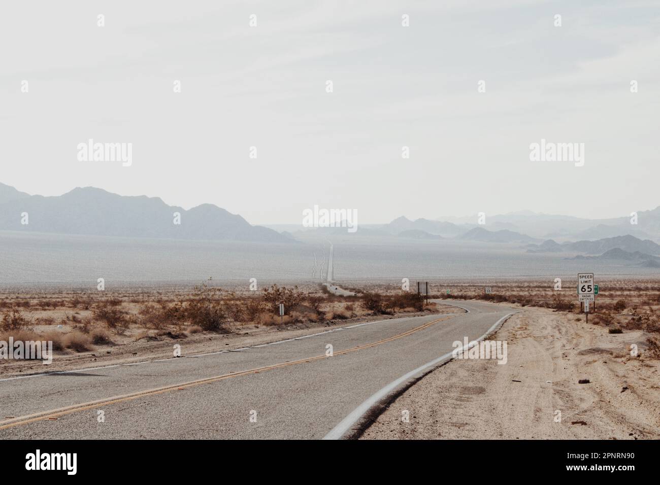 Road to Joshua Tree, California Stock Photo - Alamy