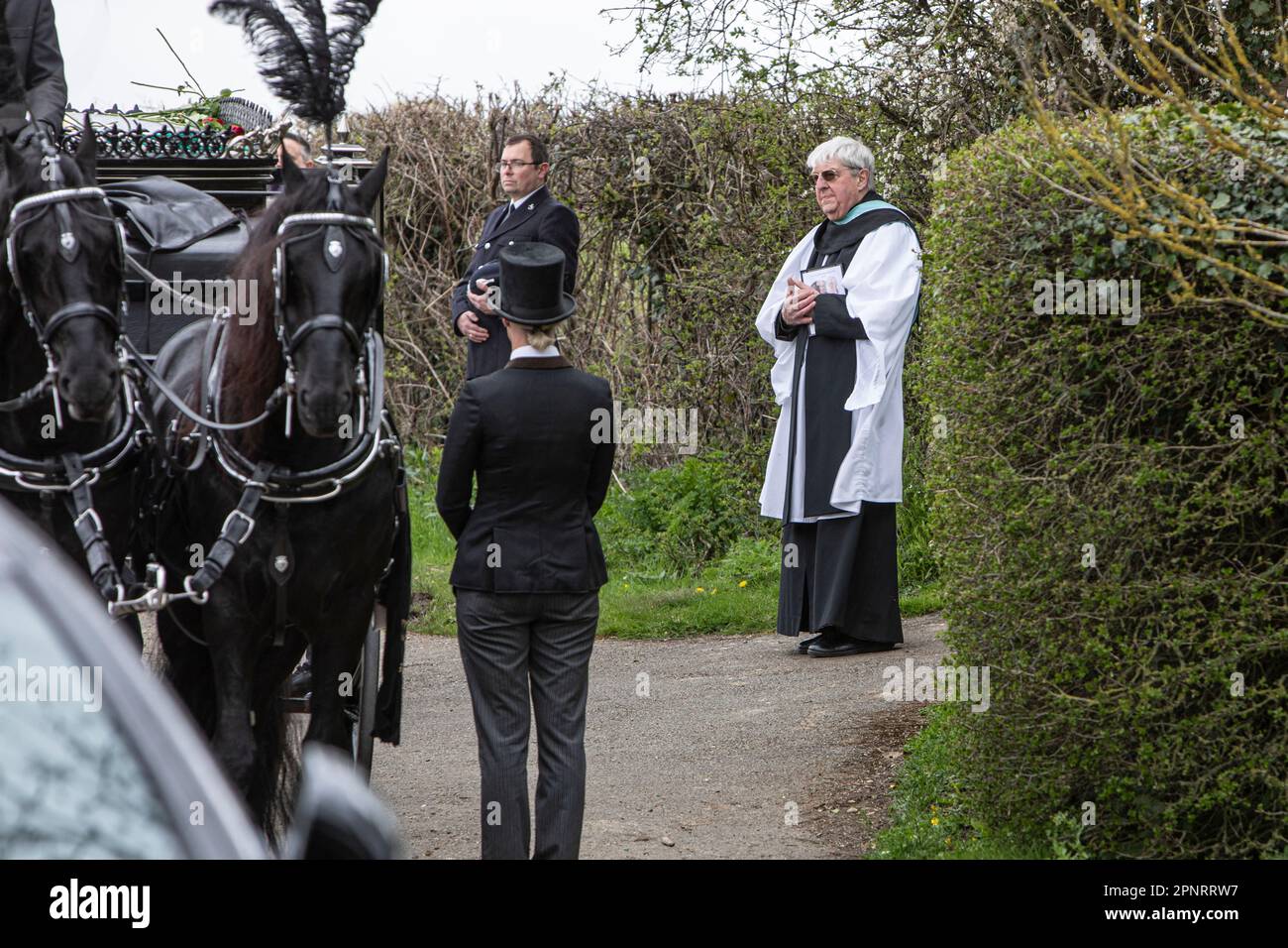 Paul ogrady funeral hi-res stock photography and images - Alamy