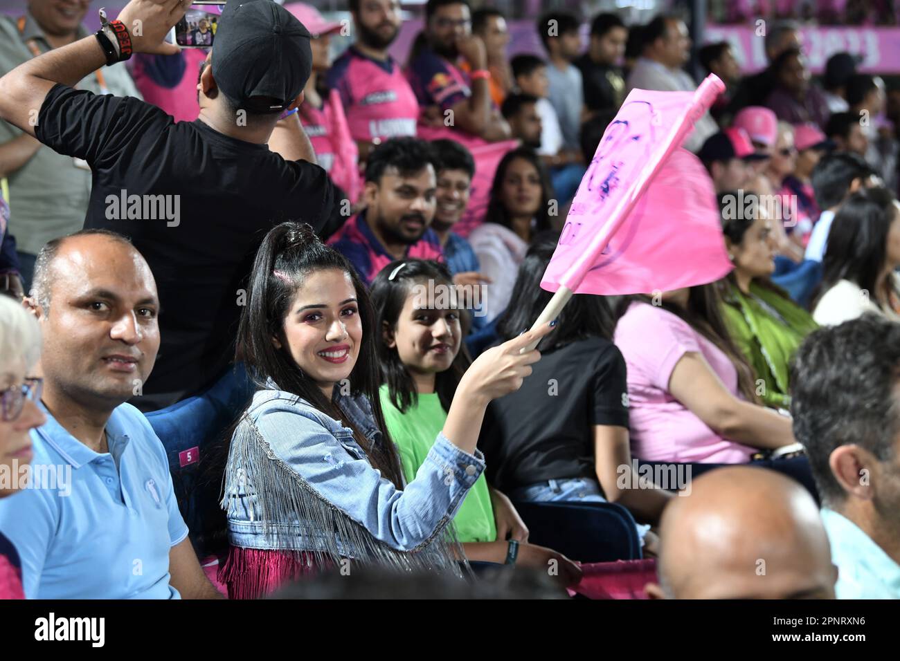 Indian premier league fans hi-res stock photography and images - Alamy