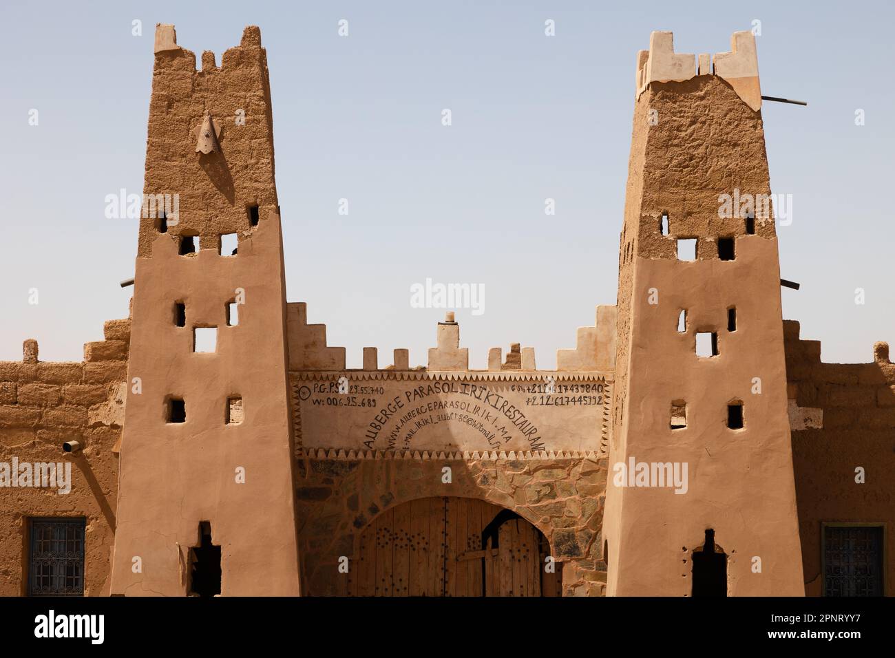 Abandoned castle in the middle of the desert of Morocco Stock Photo - Alamy