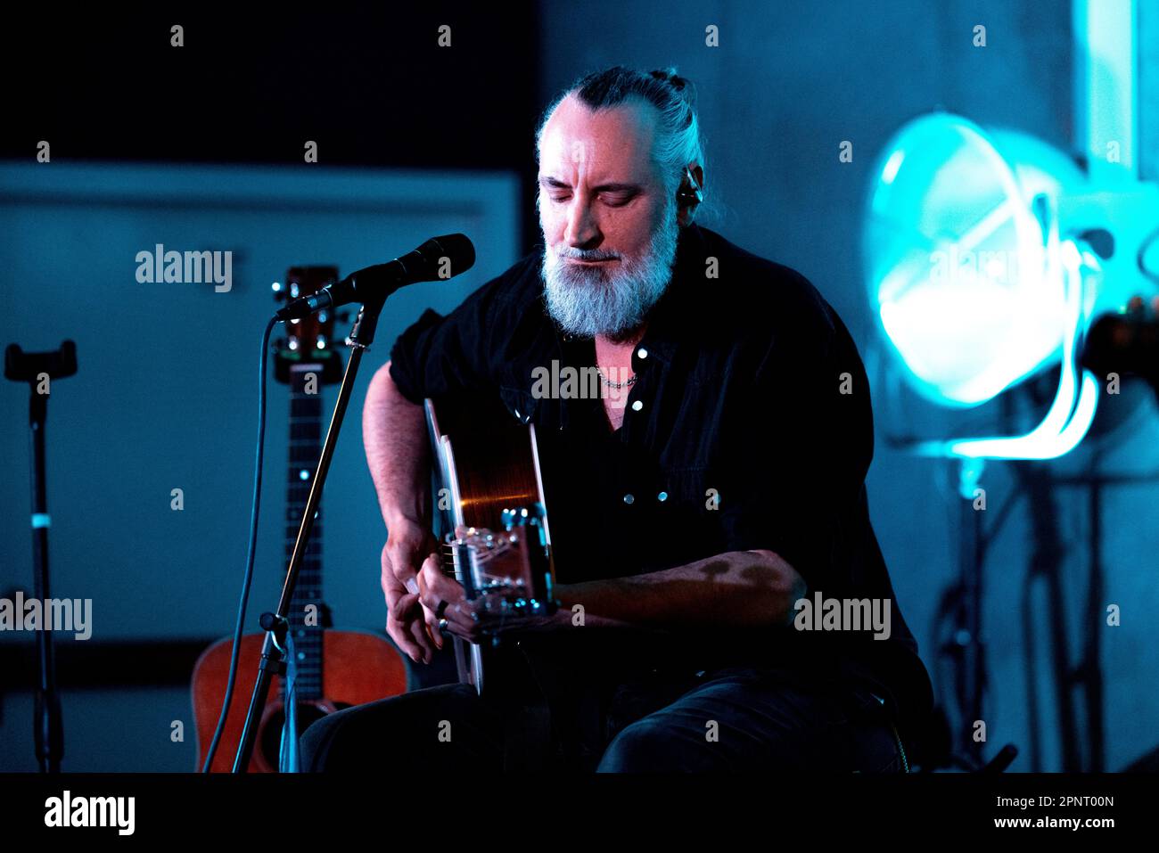 Fink band member hi-res stock photography and images - Alamy