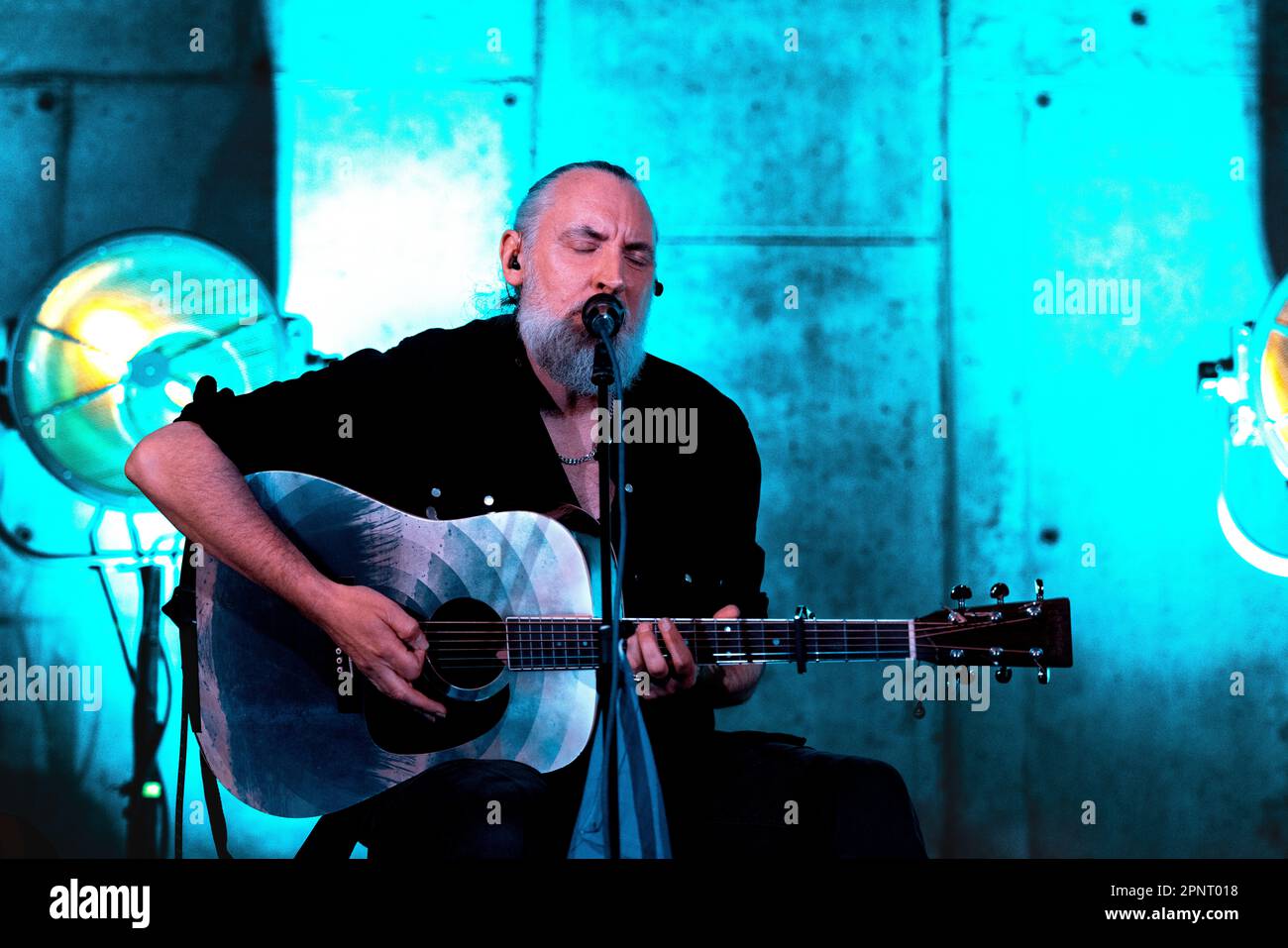 Fink band member hi-res stock photography and images - Alamy