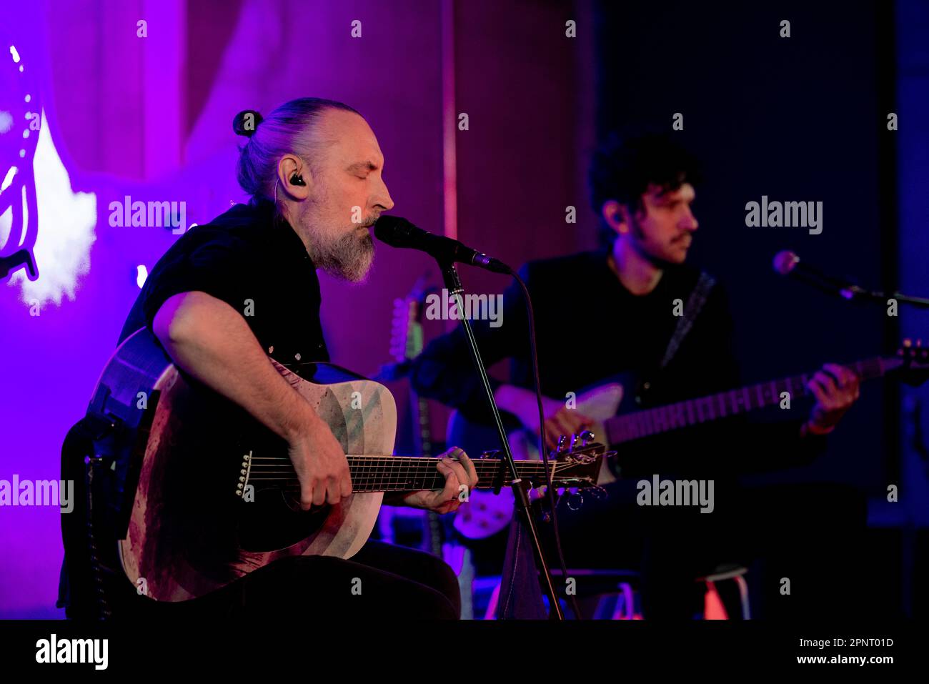 Fink show hi-res stock photography and images - Alamy