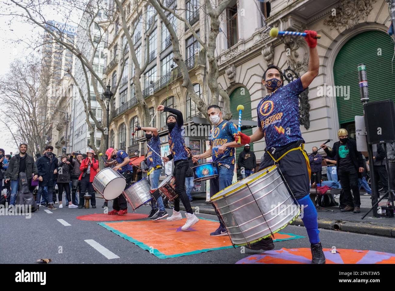 Band names hi-res stock photography and images - Alamy