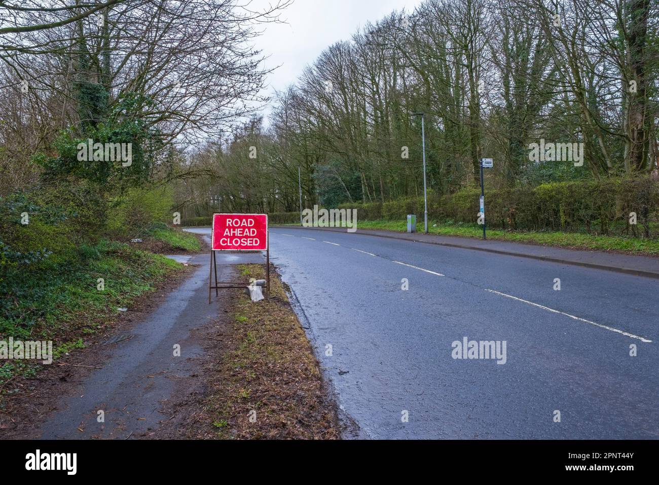 A Red Road Ahead Closed Sign Stock Photo - Alamy