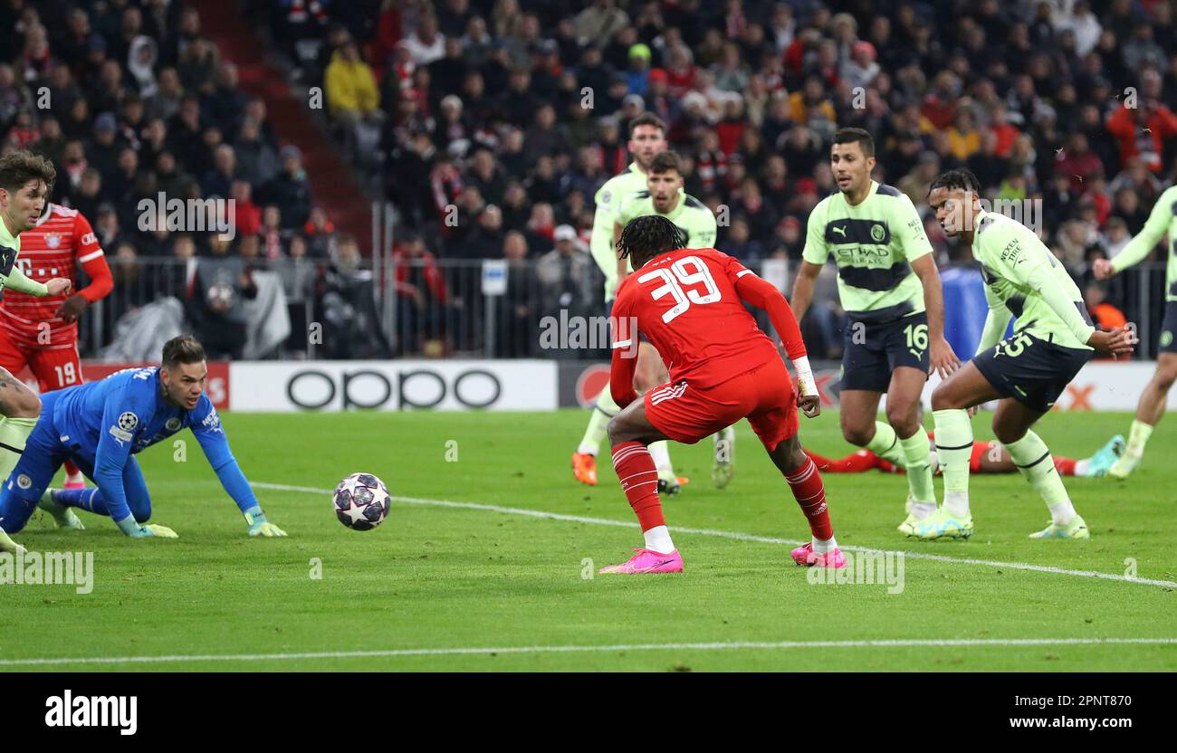 Munich, Deutschland. 19th Apr, 2023. firo: 04/19/2023, football, soccer ...
