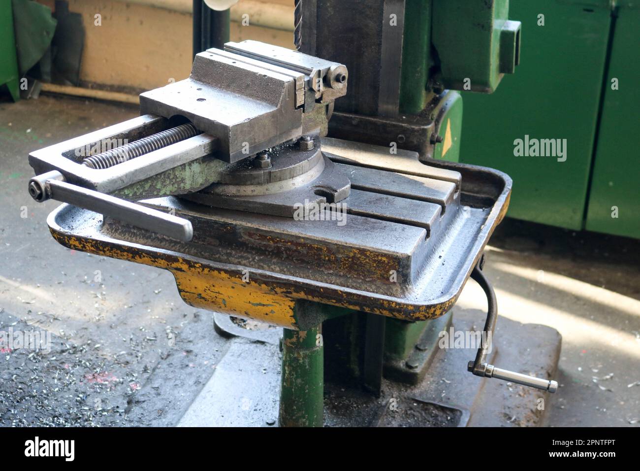Large metal heavy industrial vice with screw mechanism and handles ...