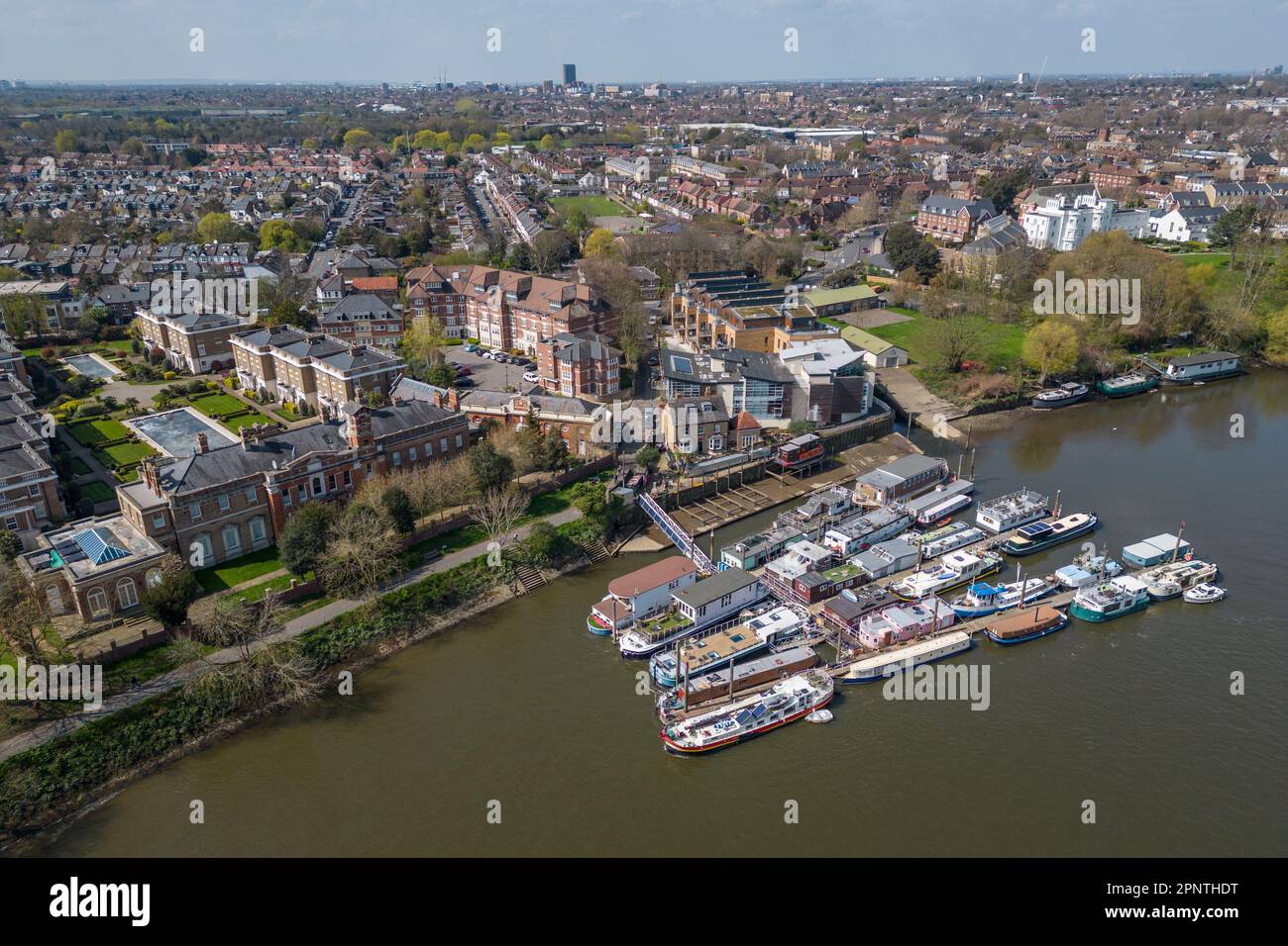 Aerial view of Isleworth Ait on the River Thames in Richmond Upon ...