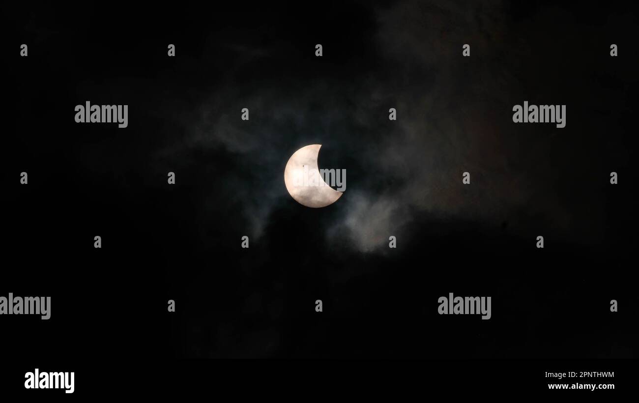 Hybrid partial solar eclipse hi-res stock photography and images - Alamy