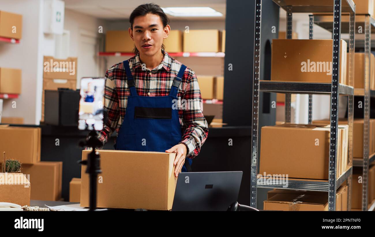 Promoting products hi-res stock photography and images - Alamy