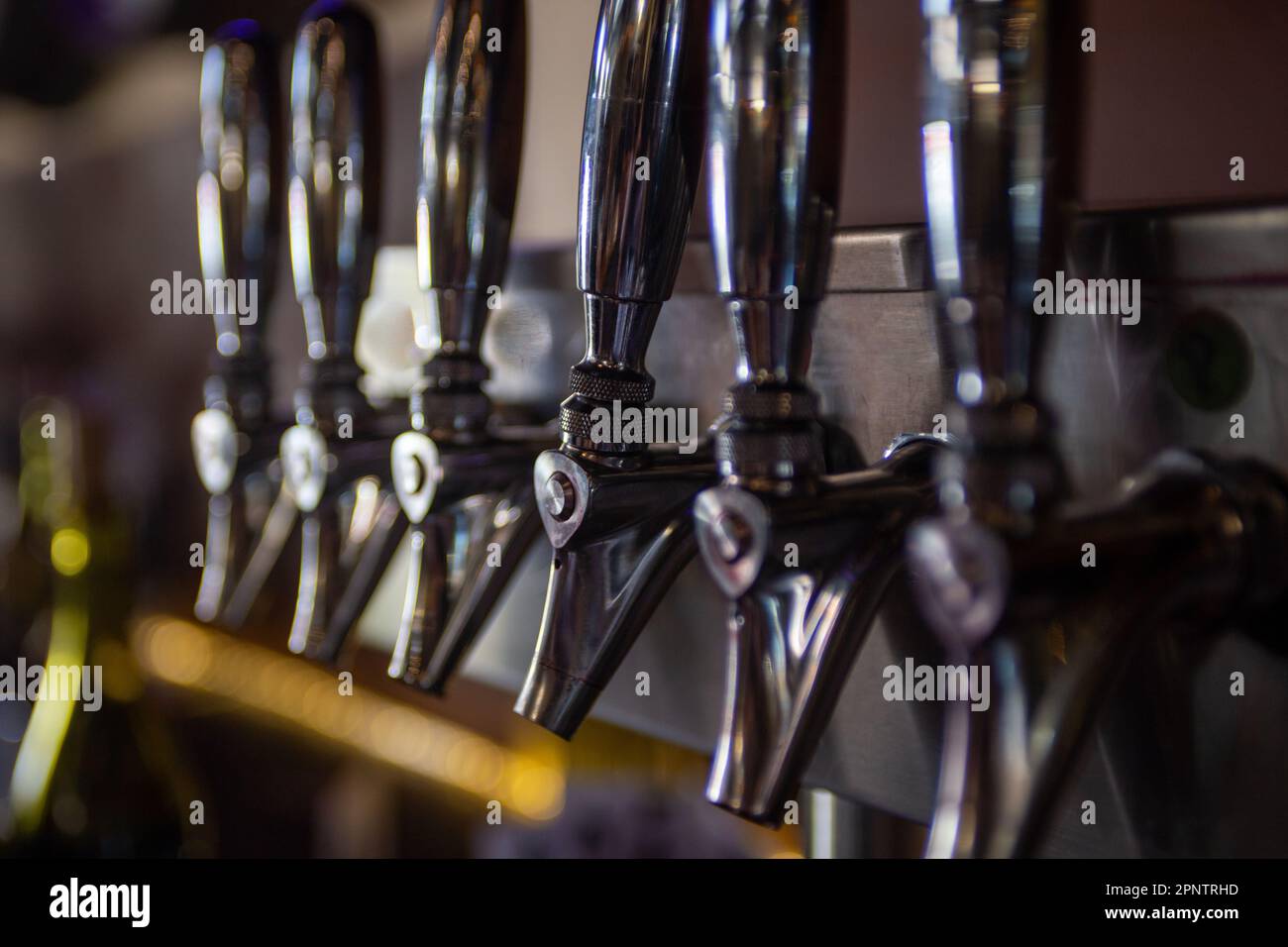 Draft beer tap handles hi-res stock photography and images - Alamy