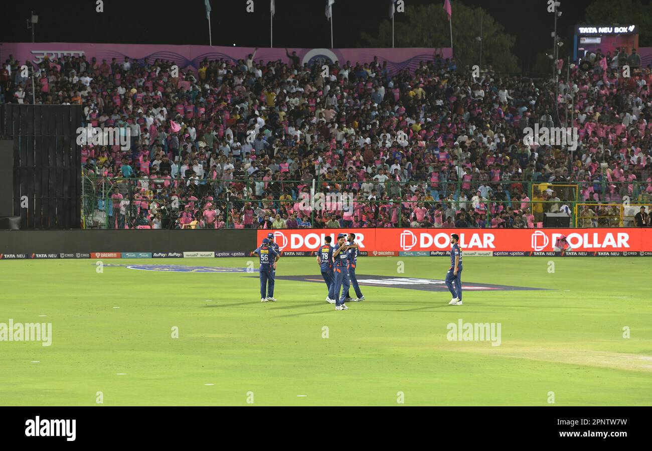 Indian premier league crowd hi-res stock photography and images - Alamy