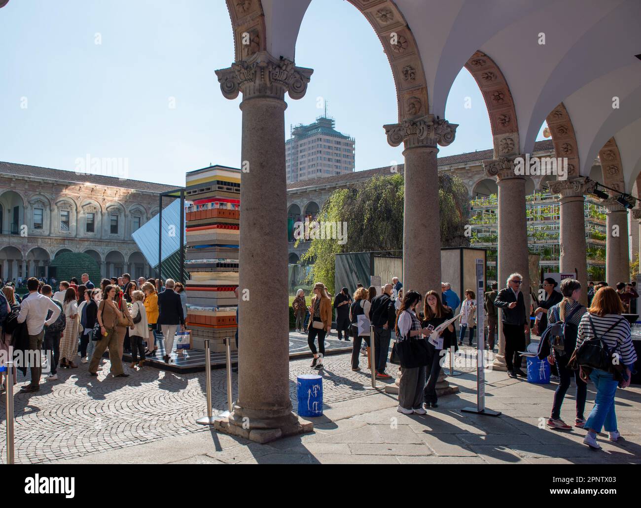 Cloister installation hi-res stock photography and images - Alamy