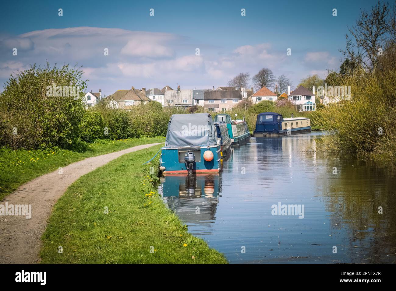 Lancaster canal castle hi-res stock photography and images - Alamy