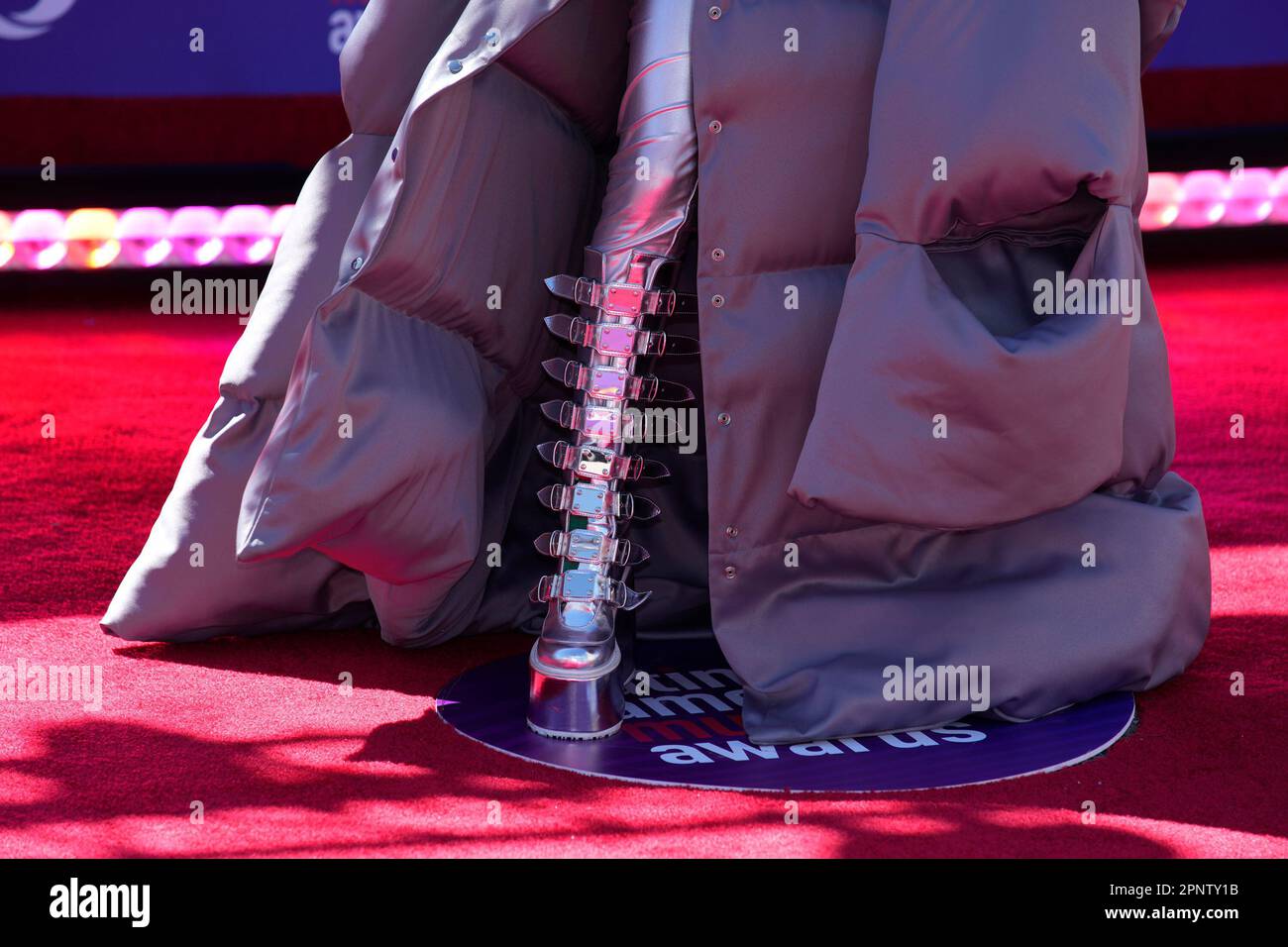 Mar Solis arrives at the Latin American Music Awards on Thursday, April ...