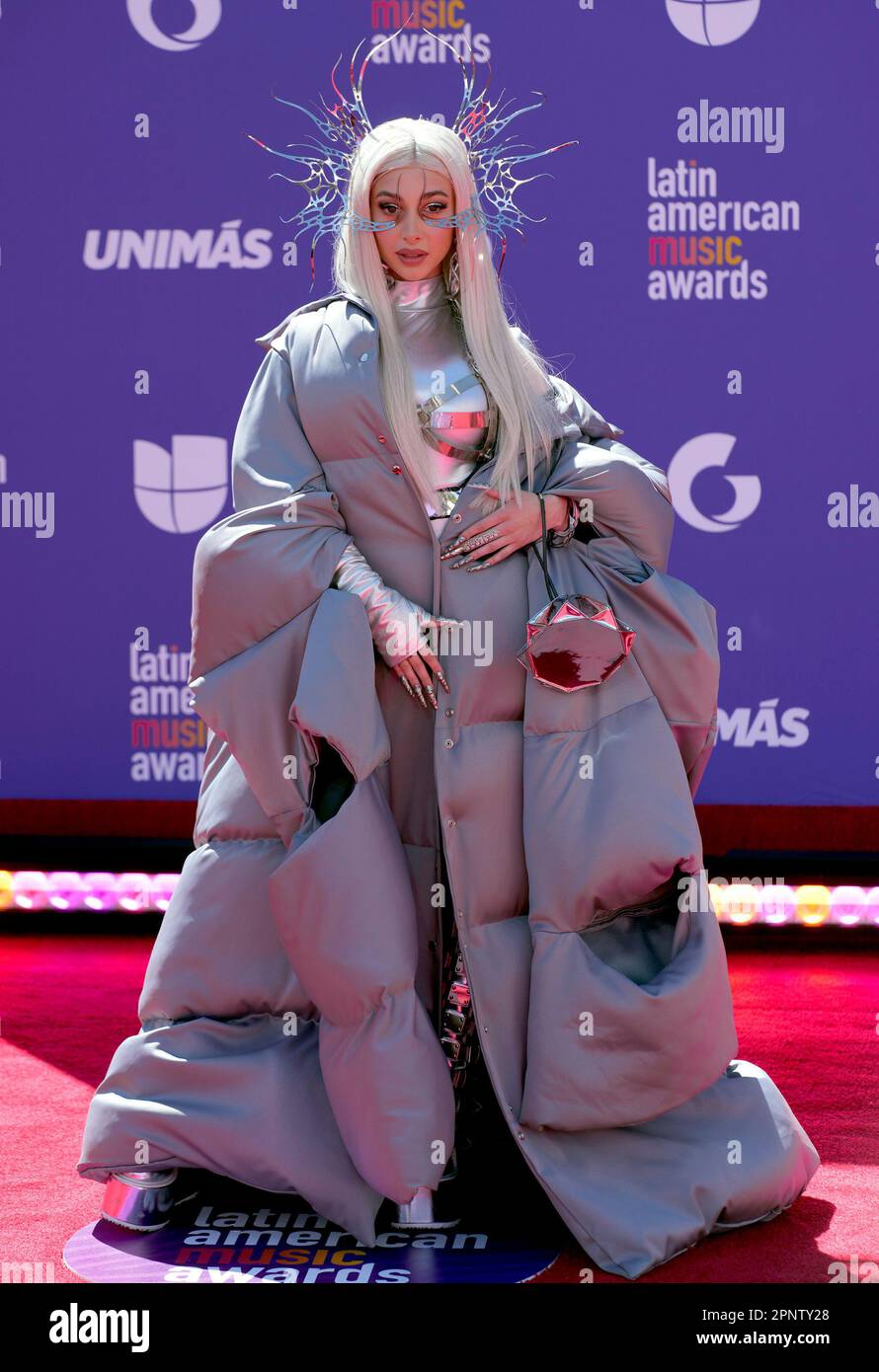 Mar Solis arrives at the Latin American Music Awards on Thursday, April ...