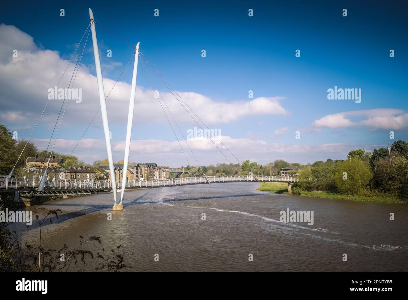 19.04.023 Lancaster, Lancashire, UK. The Lune Millennium Bridge is a ...