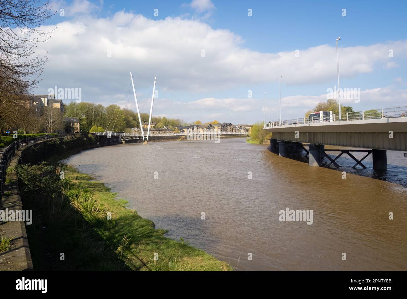 19.04.023 Lancaster, Lancashire, UK. The Lune Millennium Bridge is a ...