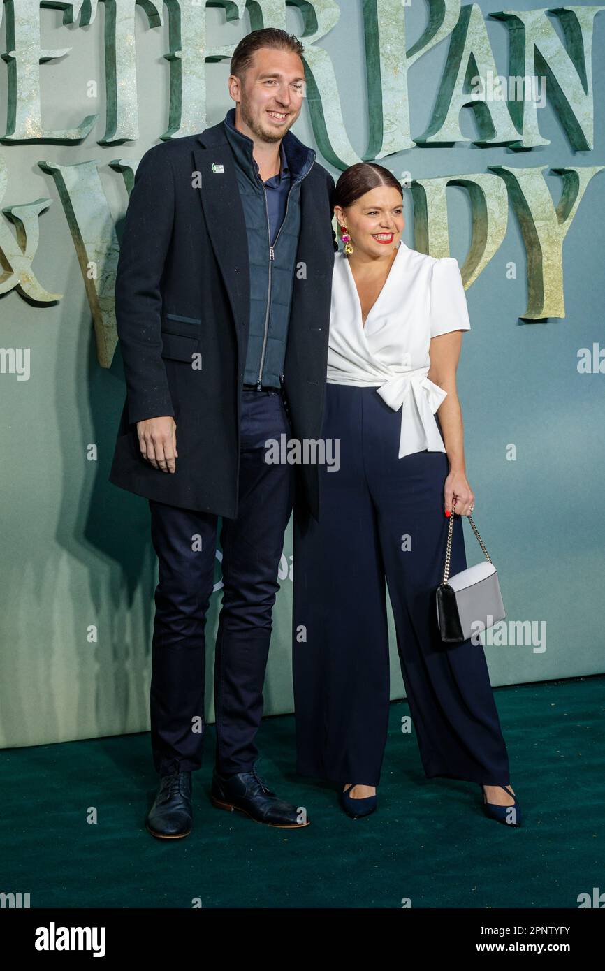 Ladbaby mark hoyle hi-res stock photography and images - Alamy