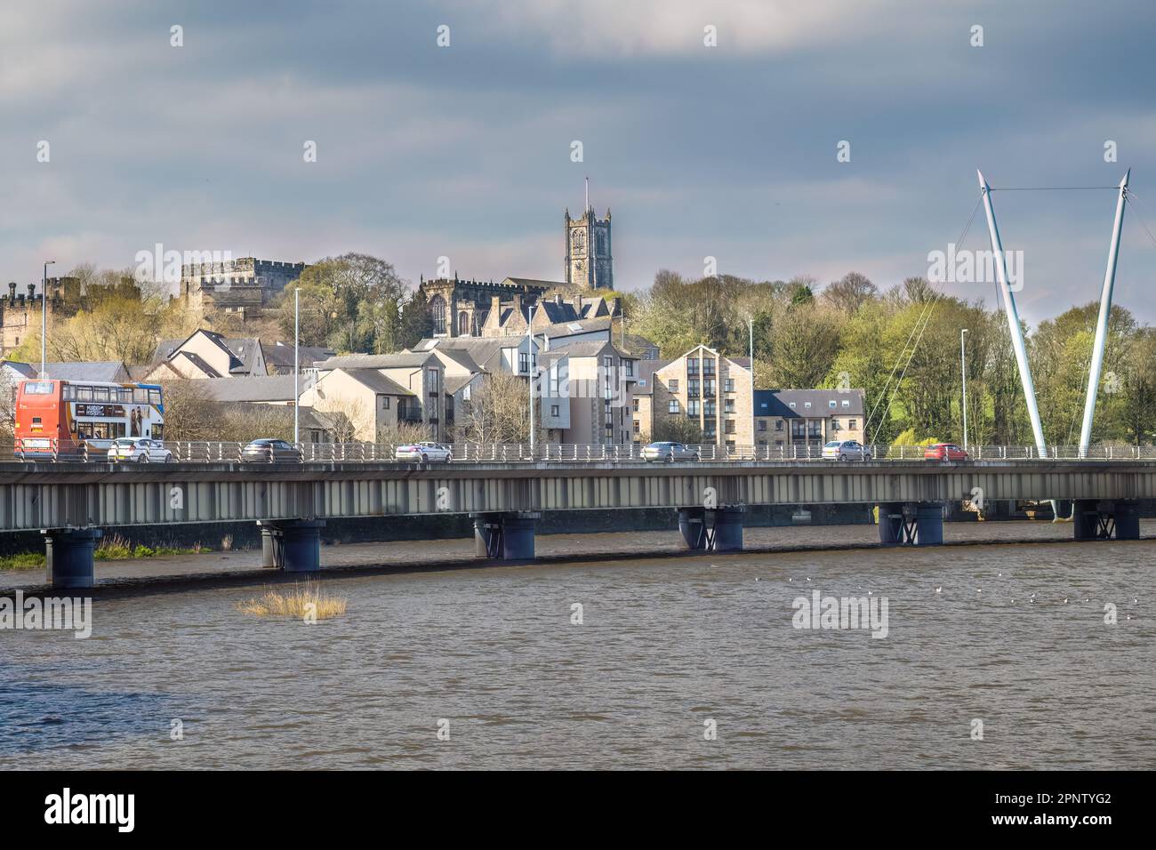 19.04.023 Lancaster, Lancashire, UK. The Lune Millennium Bridge is a ...
