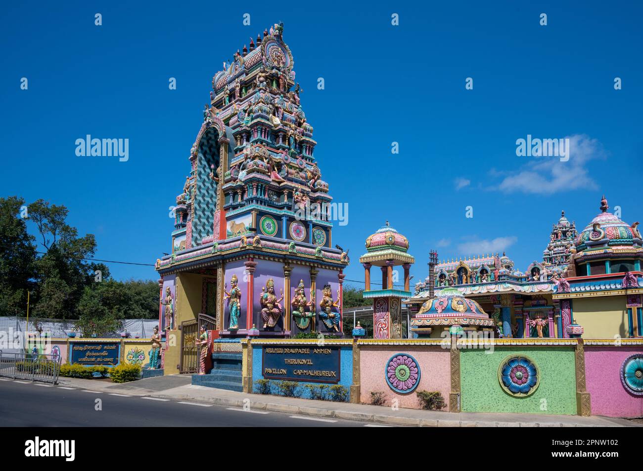 Sri Draupadi Amman Kovil Pavillion Hindu Temple, Cap Malheureux ...