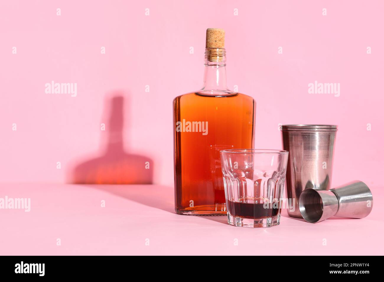 Measure cups hi-res stock photography and images - Alamy