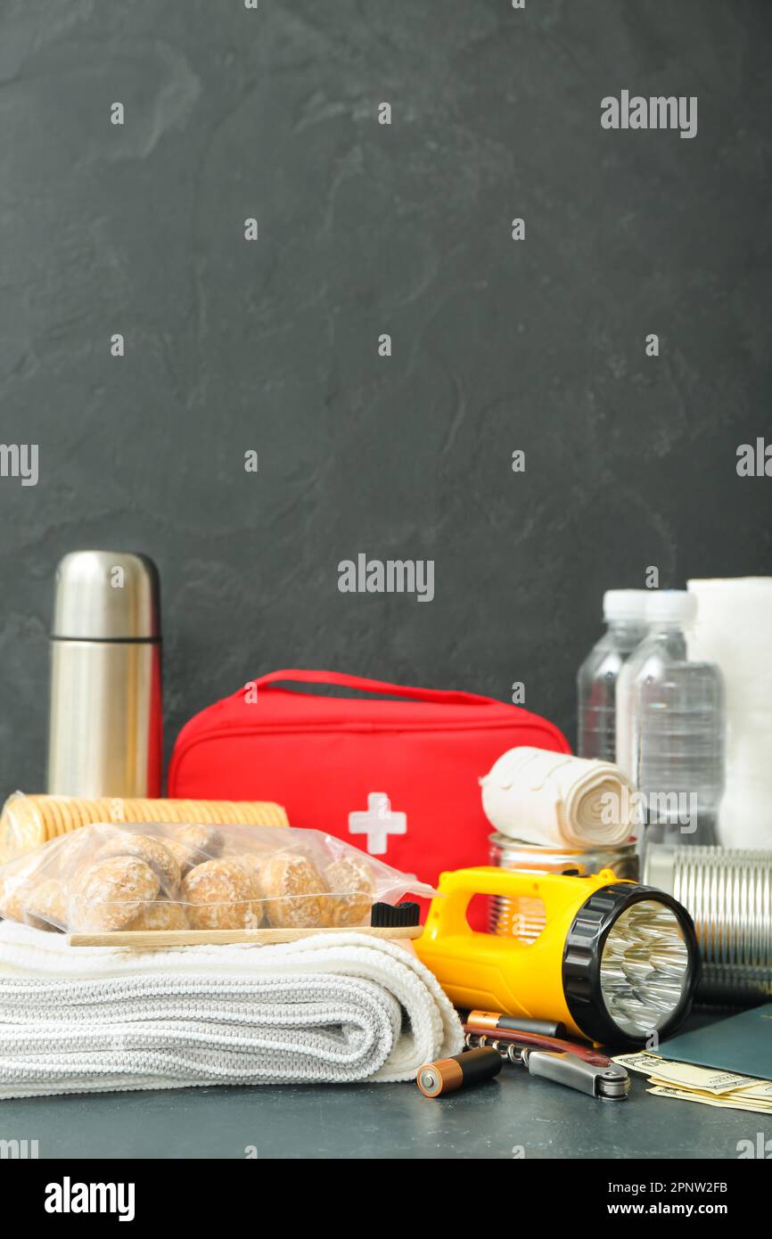 Packing emergency food kit hi-res stock photography and images - Alamy