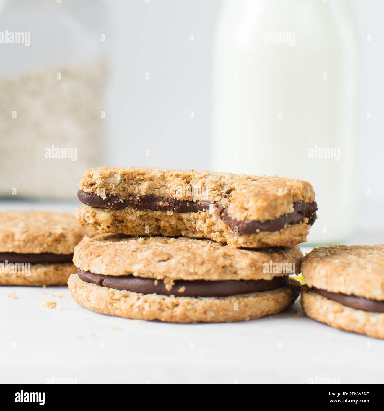 oat cookies with chocolate filling, homemade oatmeal cookies filled ...