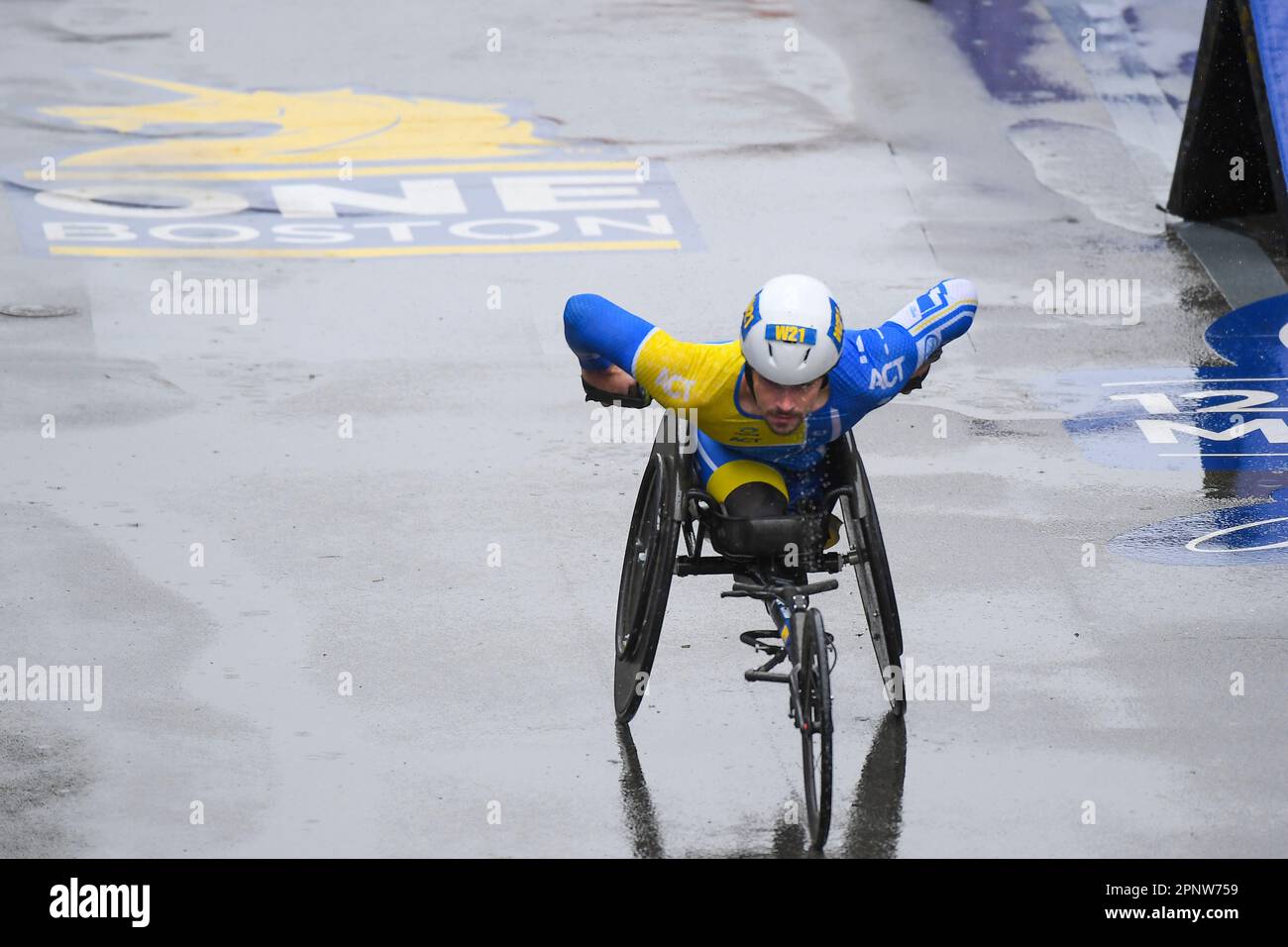 BOSTON, MA - APRIL 17: Jake Lappin of Australia approaches the finish ...