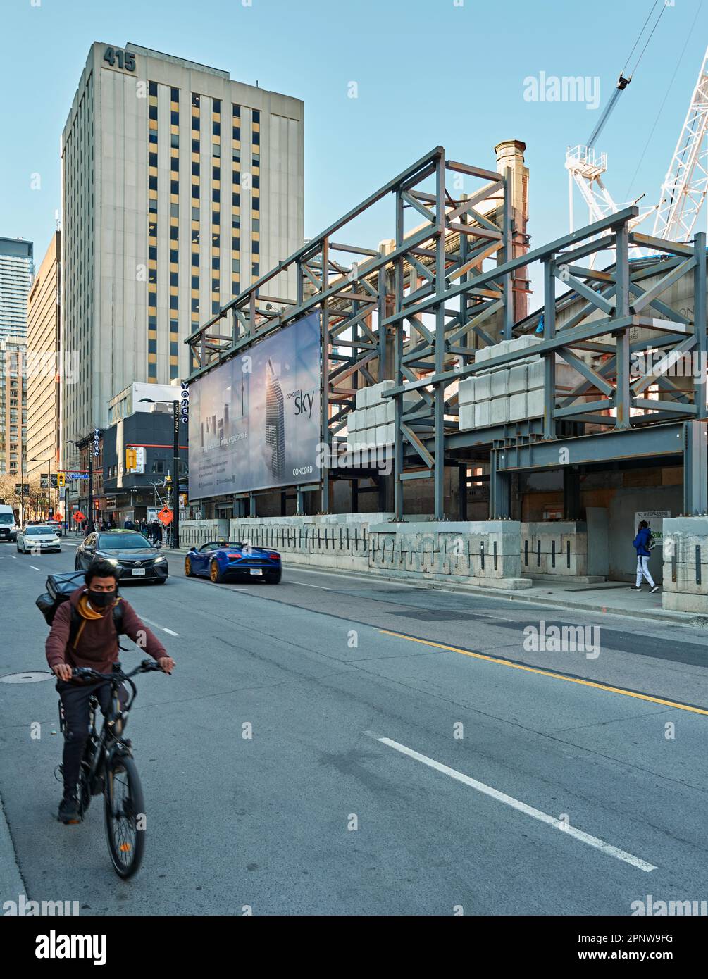 Yonge Street Toronto Stock Photo - Alamy