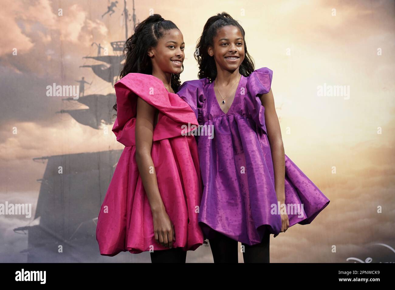 Kelsey Yates, left, and Skyler Yates pose for photographers upon ...