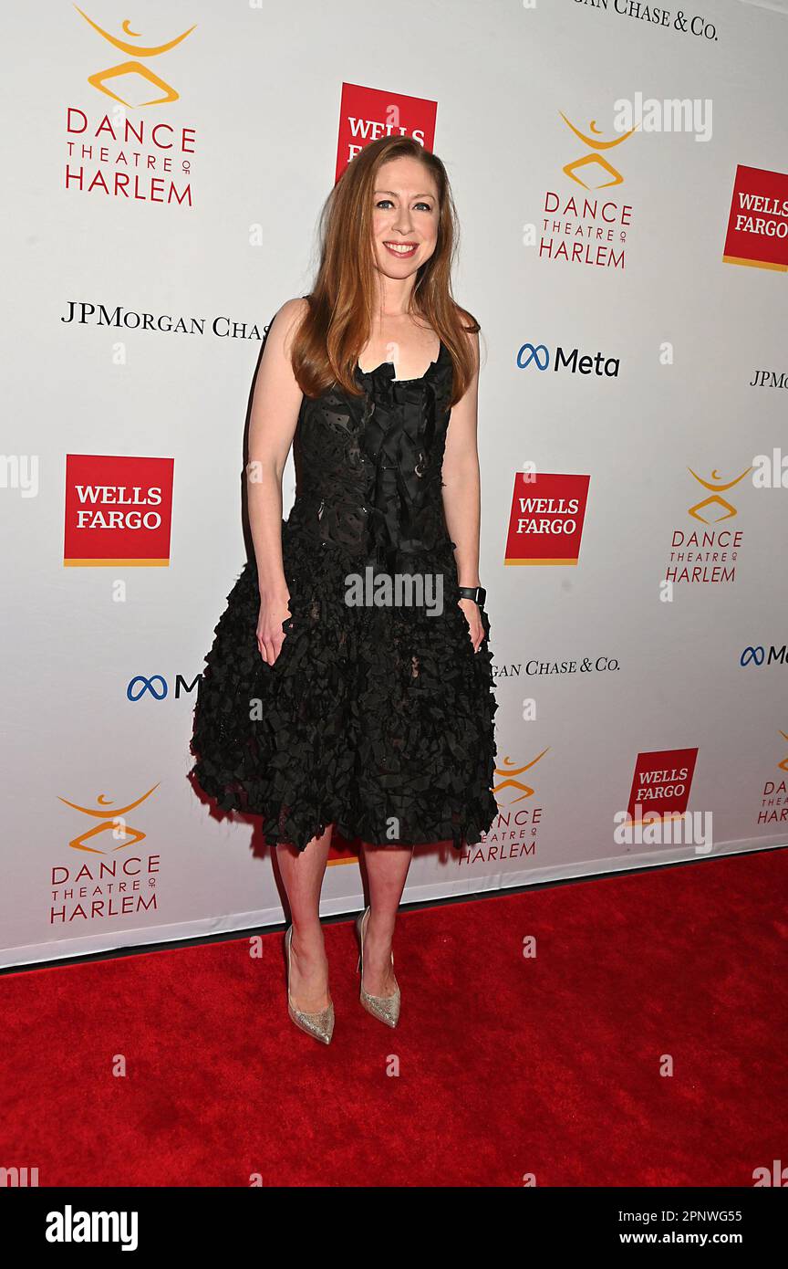 Chelsea Clinton attends The Dance Theatre of Harlem Vision Gala at New ...