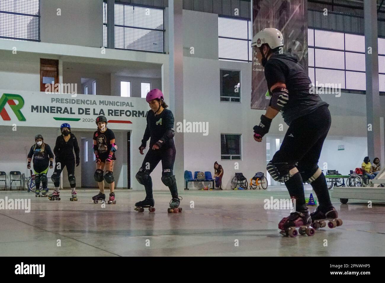 Mariana Cruz, right, coaches, from left to right, Valeria Santillán ...