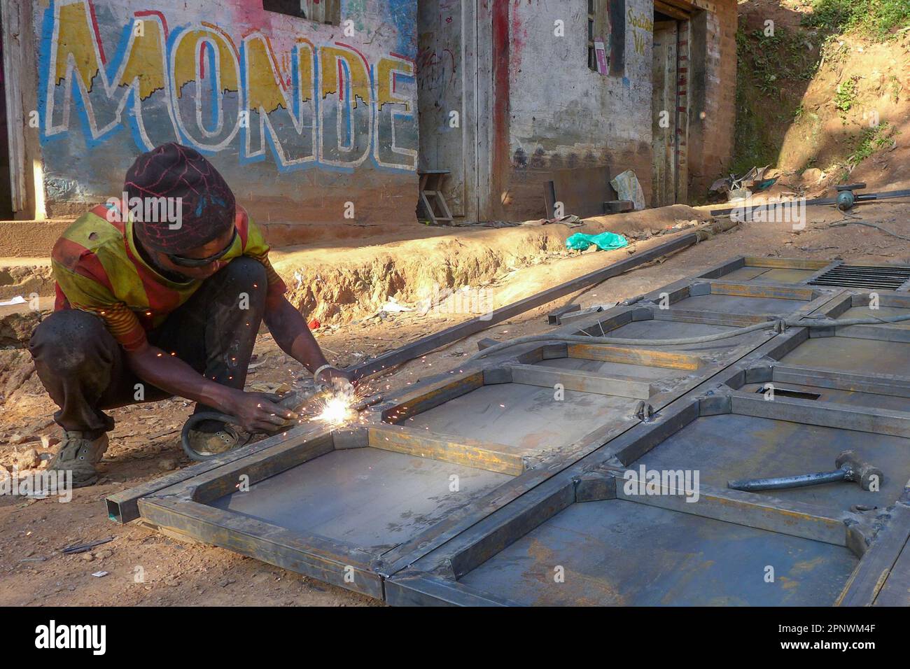 Mumbere hi-res stock photography and images - Alamy