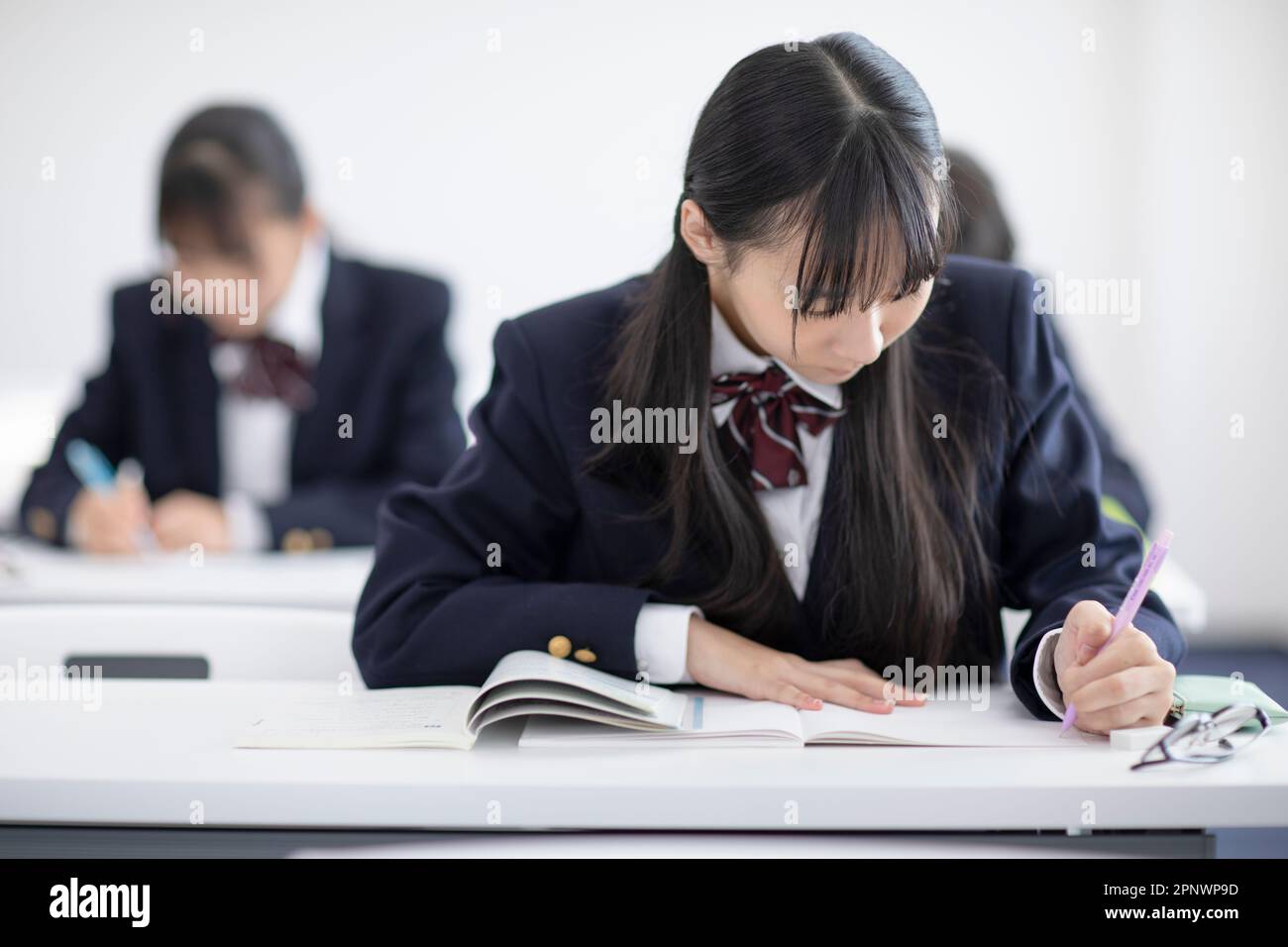 High school students studying classroom hi-res stock photography and ...