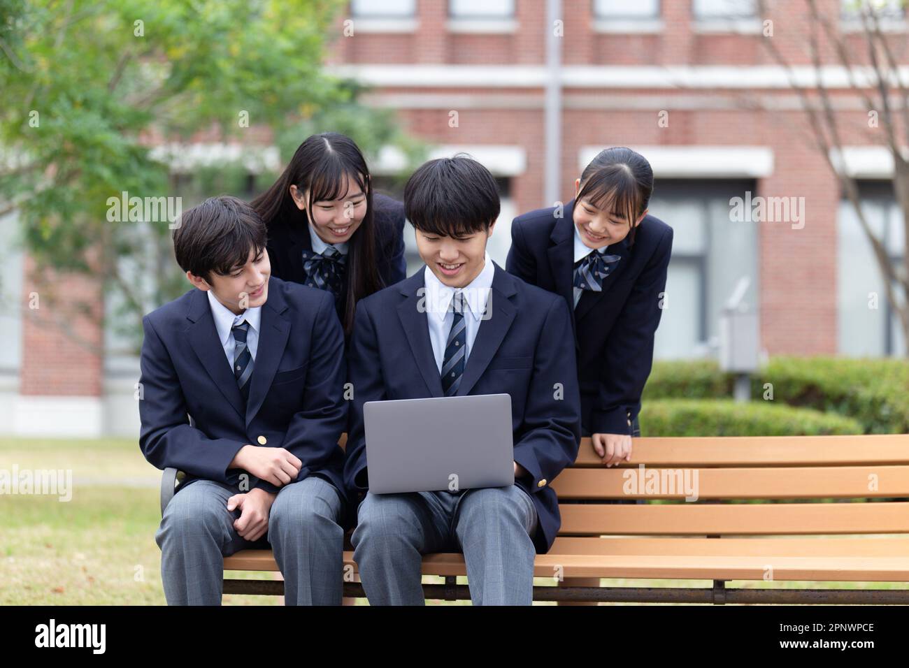 Computer school girl uniform hi-res stock photography and images - Alamy