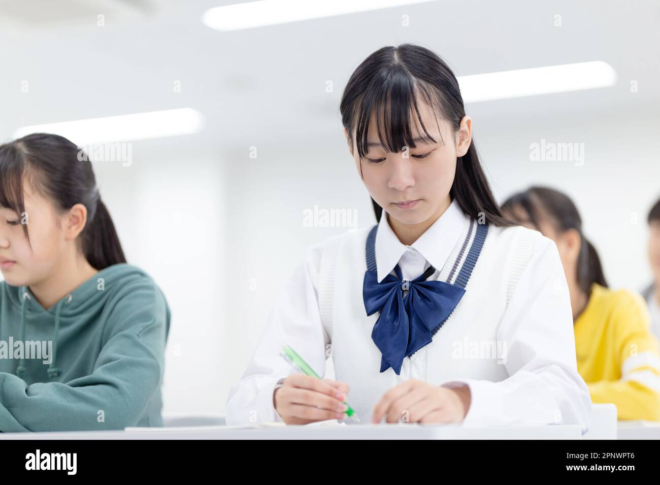 Review high school hi-res stock photography and images - Alamy