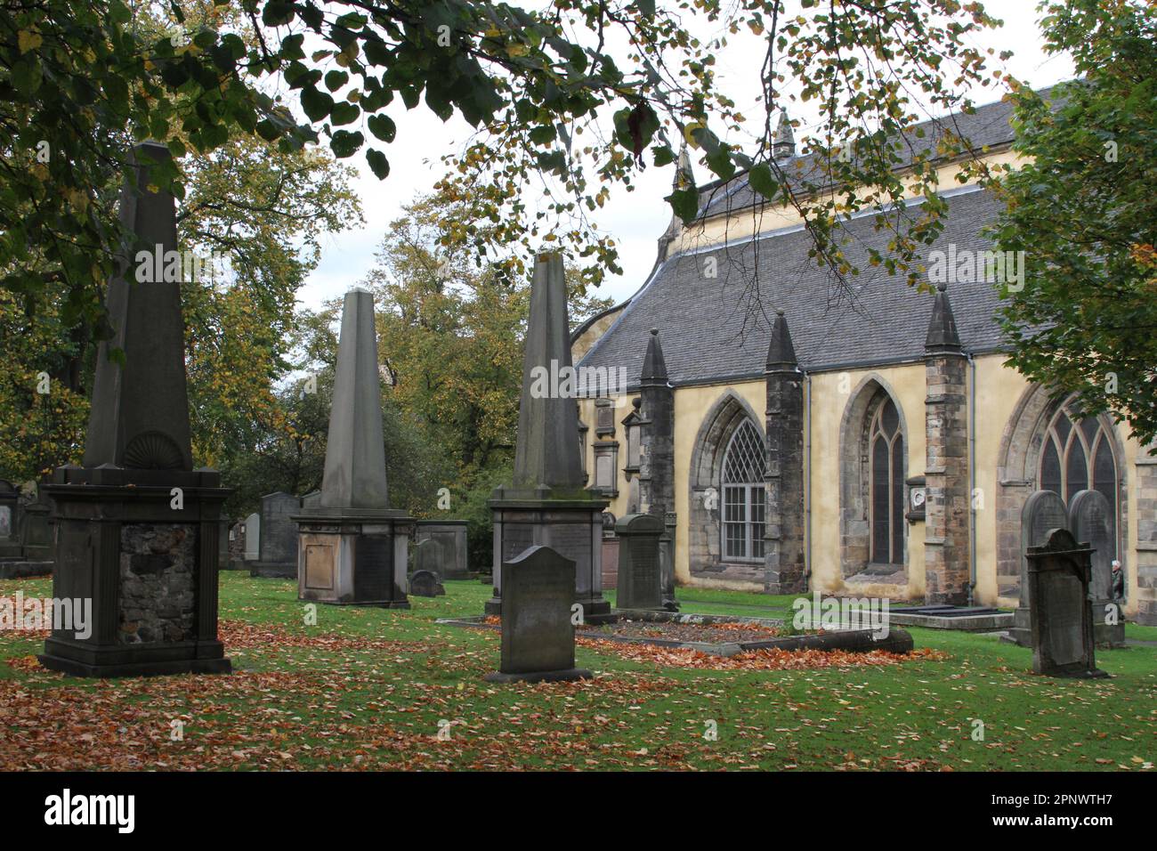 Cemetery in edinburgh hi-res stock photography and images - Alamy