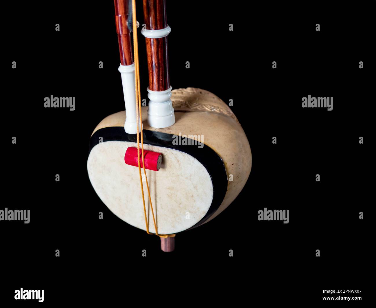 Coconut musical instrument hi-res stock photography and images - Alamy
