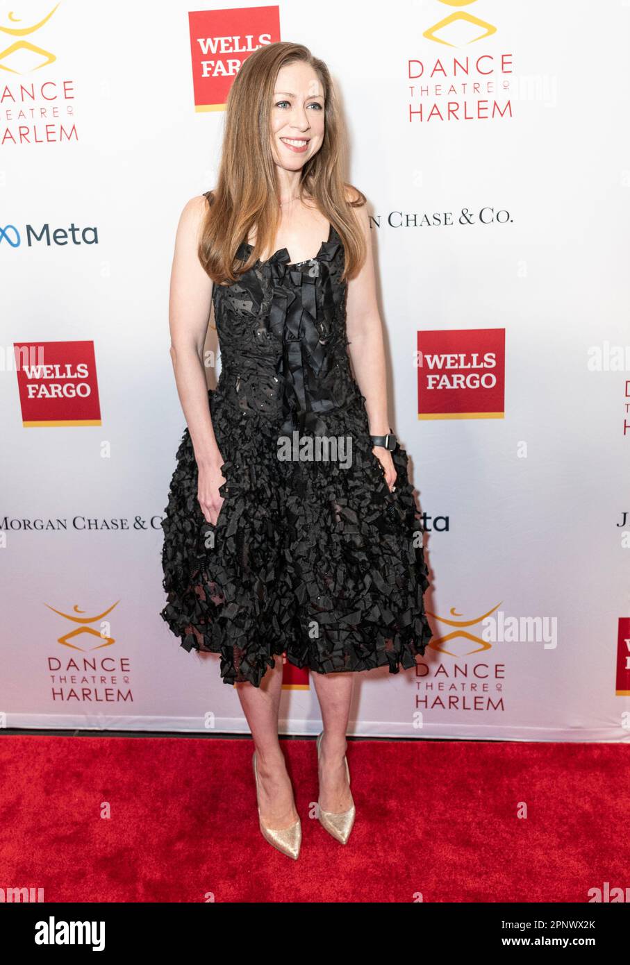 Chelsea Clinton wearing dress by Oscar de la Renta attends Dance ...